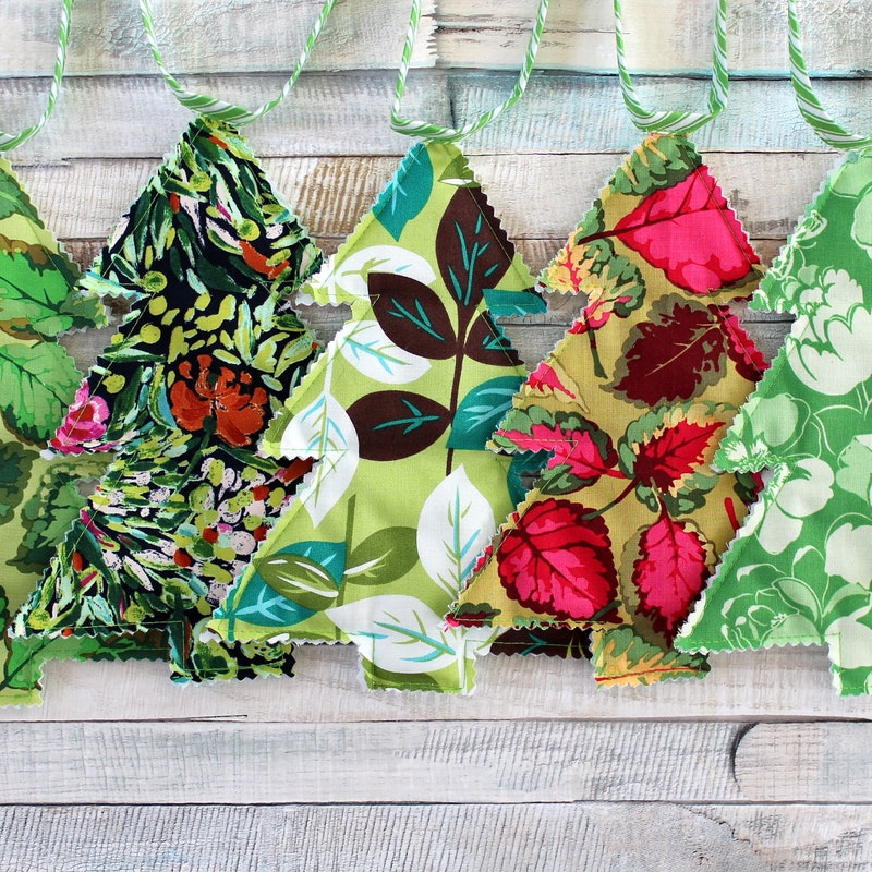 Christmas Tree Bunting - Etsy