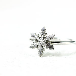 Snowflake Ring in Sterling Silver,stackable, Winter Jewelry - Etsy