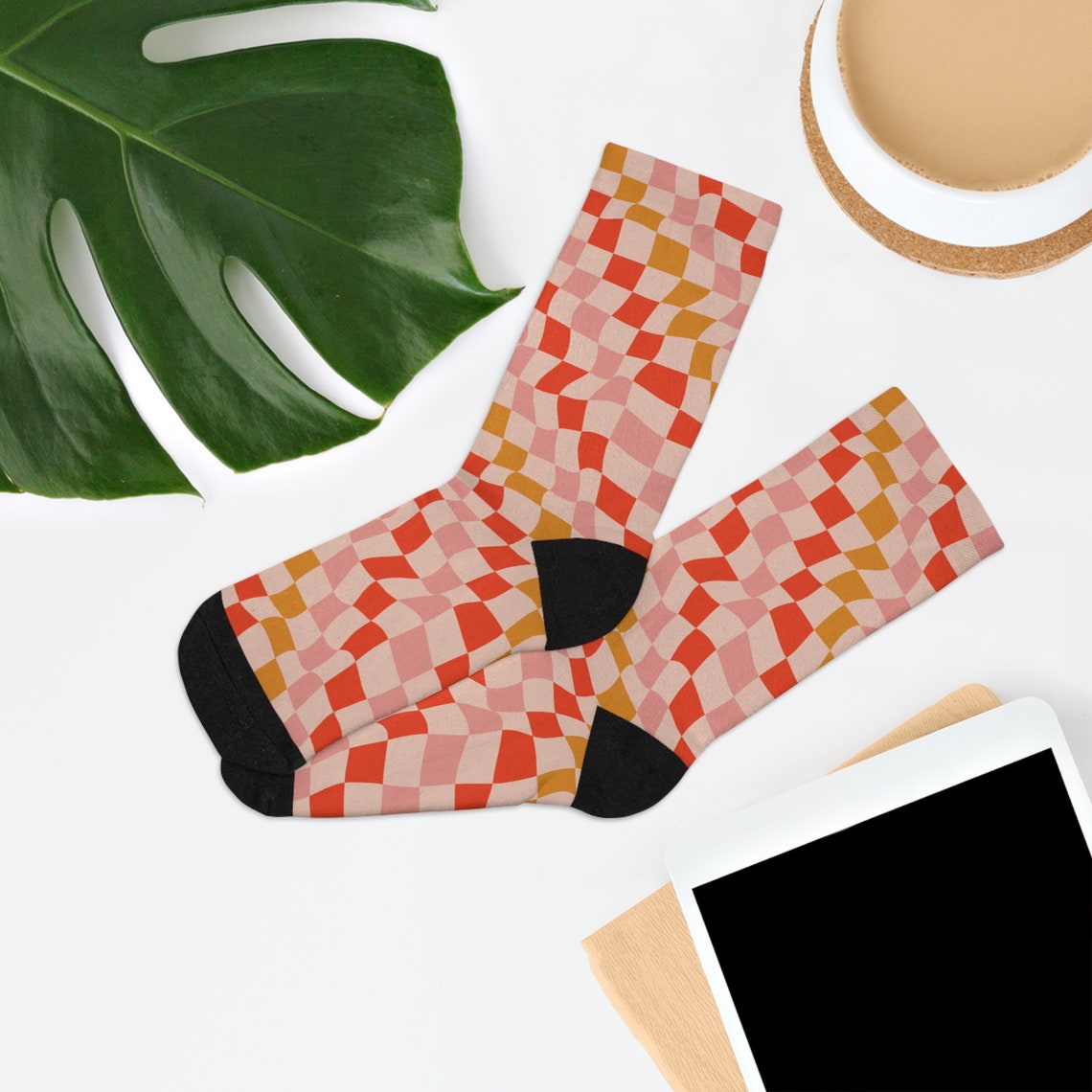 Checkered Recycled Socks Pink Gradient Socks Checkered Pattern ...
