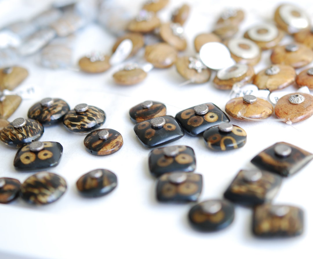 Various Organic Beads/decorated Leaf Wood Beads/jewelry Making Parts ...