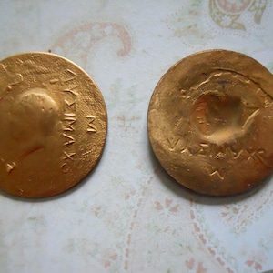 2 Vintage Brass Replica Roman Coins - Etsy