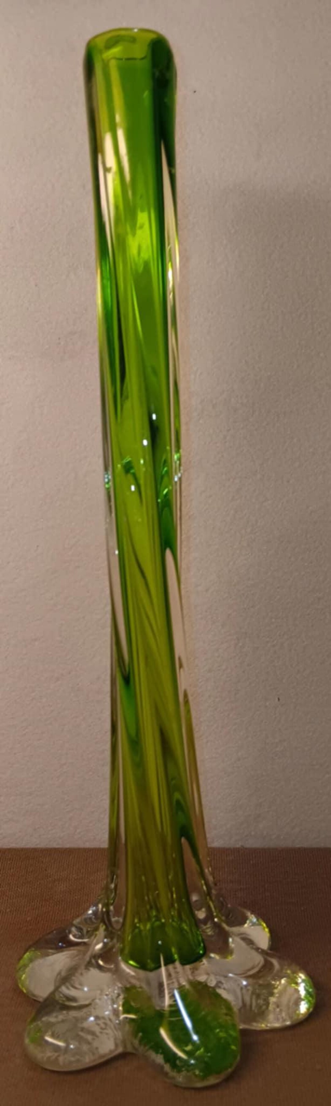 Elephant Foot Bud Vase Twisted Green Elephant Foot Bud Vase for Mid ...