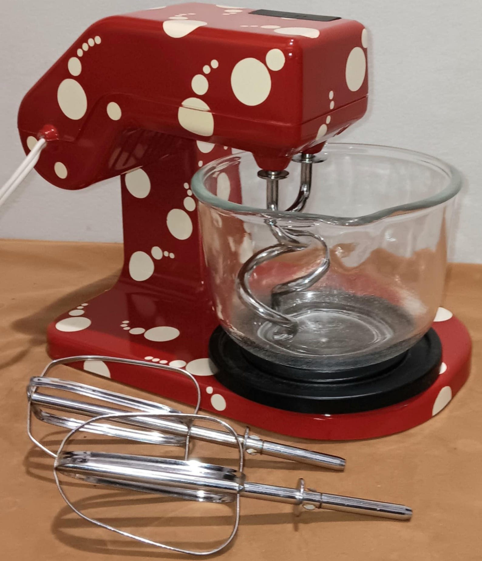 Vintage Mixer With Polka Dot Mixer Vintage Sunbeam Mixmaster With ...