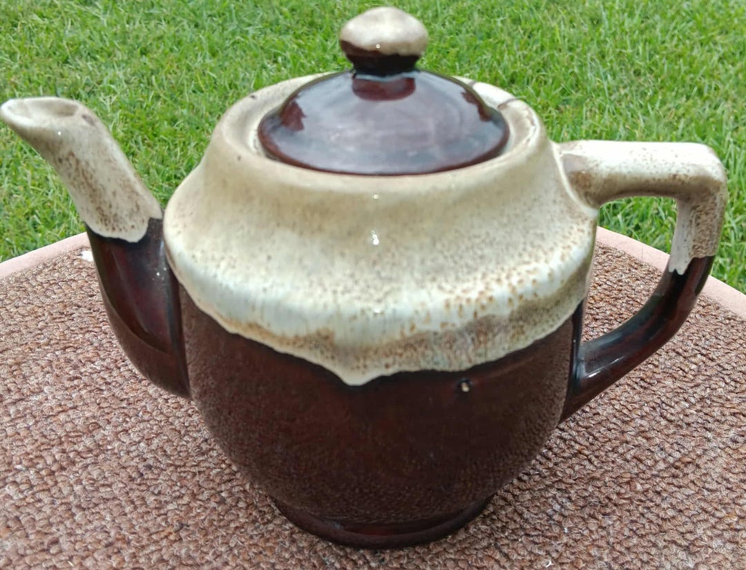 Vintage Brown Drip Teapot ' Vintage Brown Drip Tea Pot ' Vintage ...