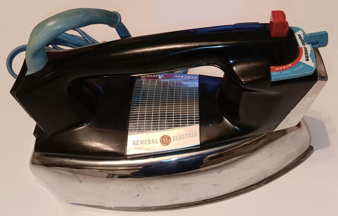 Vintage Electric Iron by General Electric Steam Iron for Mid Century ...