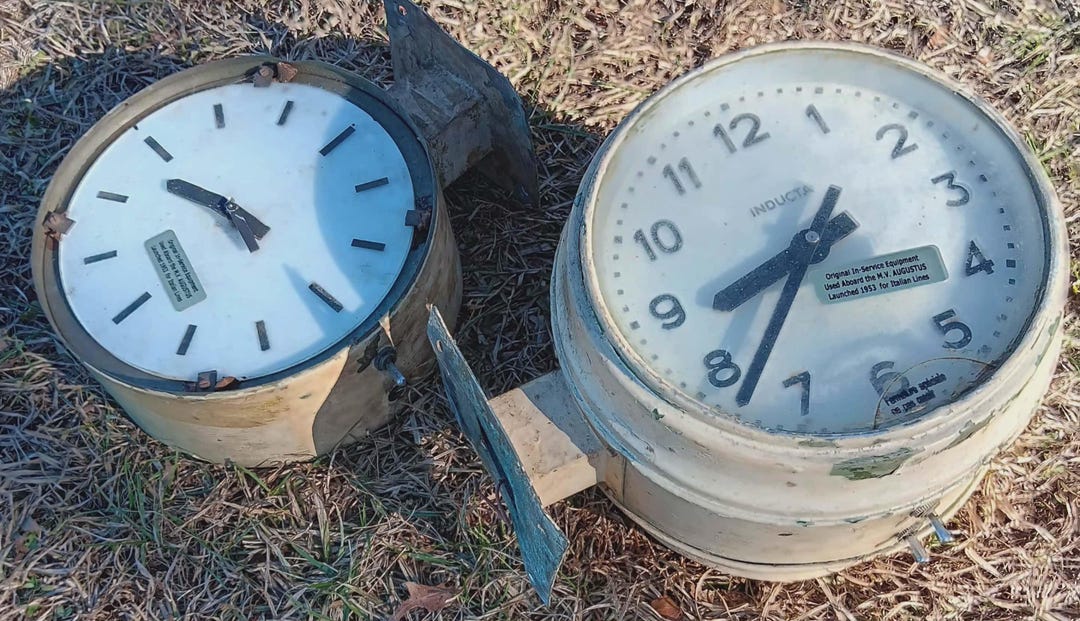 Antique Ship Clock ' Antique Inducta Clock ' Antique Train Station ...