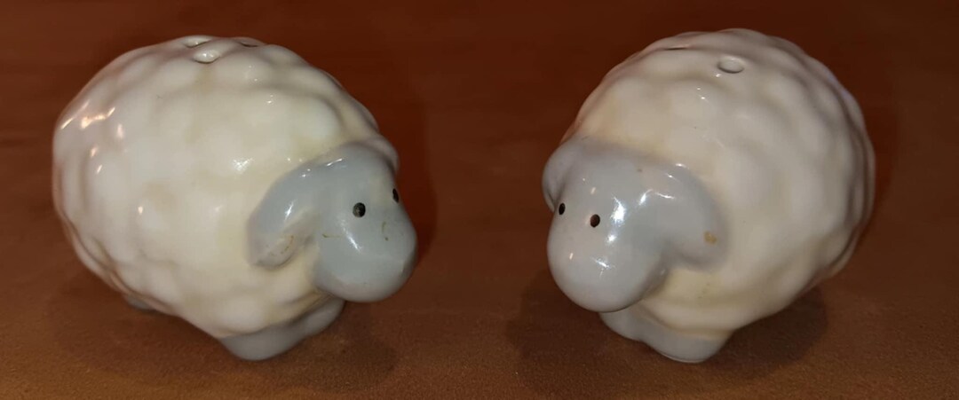 Sheep Salt & Pepper Shakers Vintage Sheep Salt and Pepper Shakers Salt ...