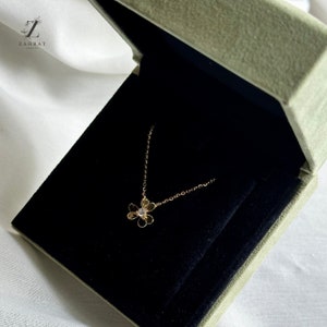 Frivole Pendant Mini Flower Necklace Flower Pendant Gold Flower Pendant Small Flower Pendant Dainty Necklace Silver Flower Pendant