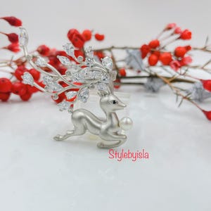 Reindeer Brooch,silver Animal Pin,crystal Brooch.brooch for Women ...