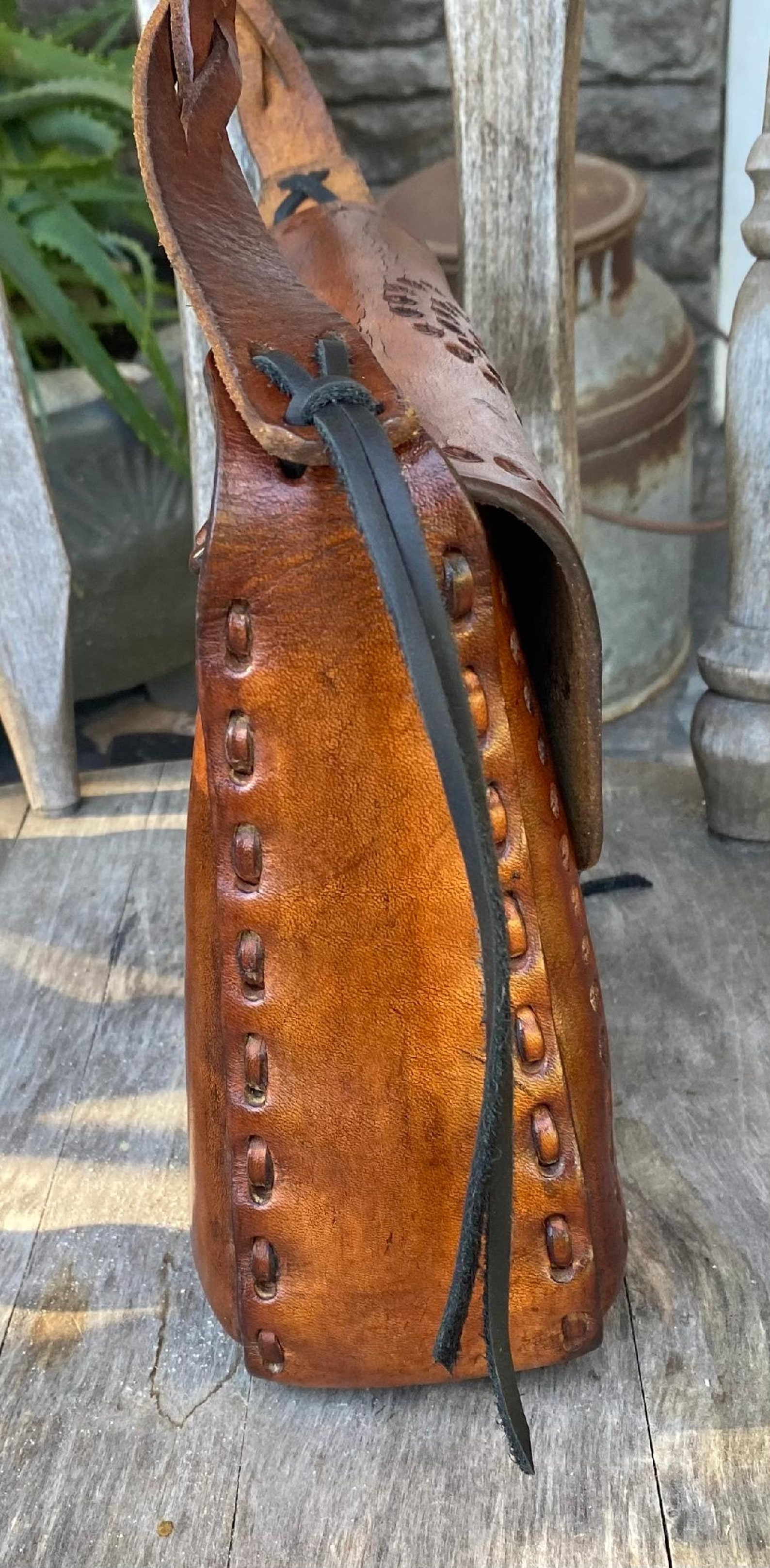 Refurbished Vintage Medium Brown Tooled Leather Hippie Boho Festival ...