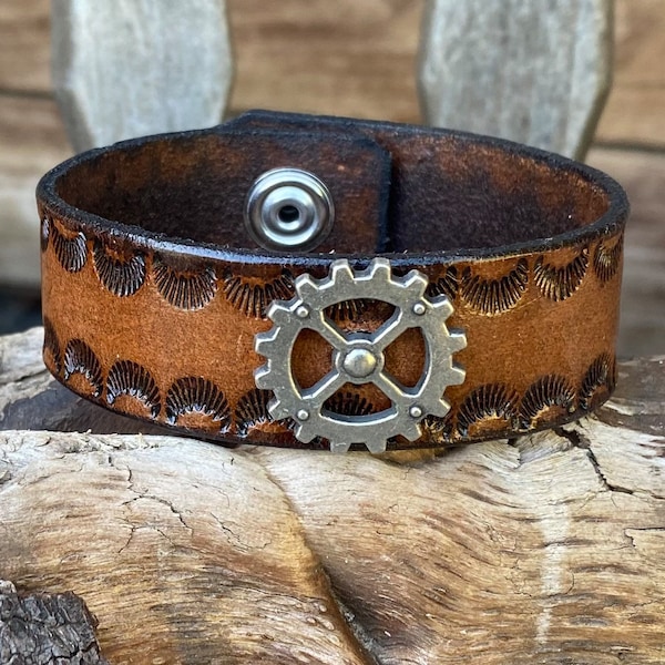Steampunk Concho - Etsy