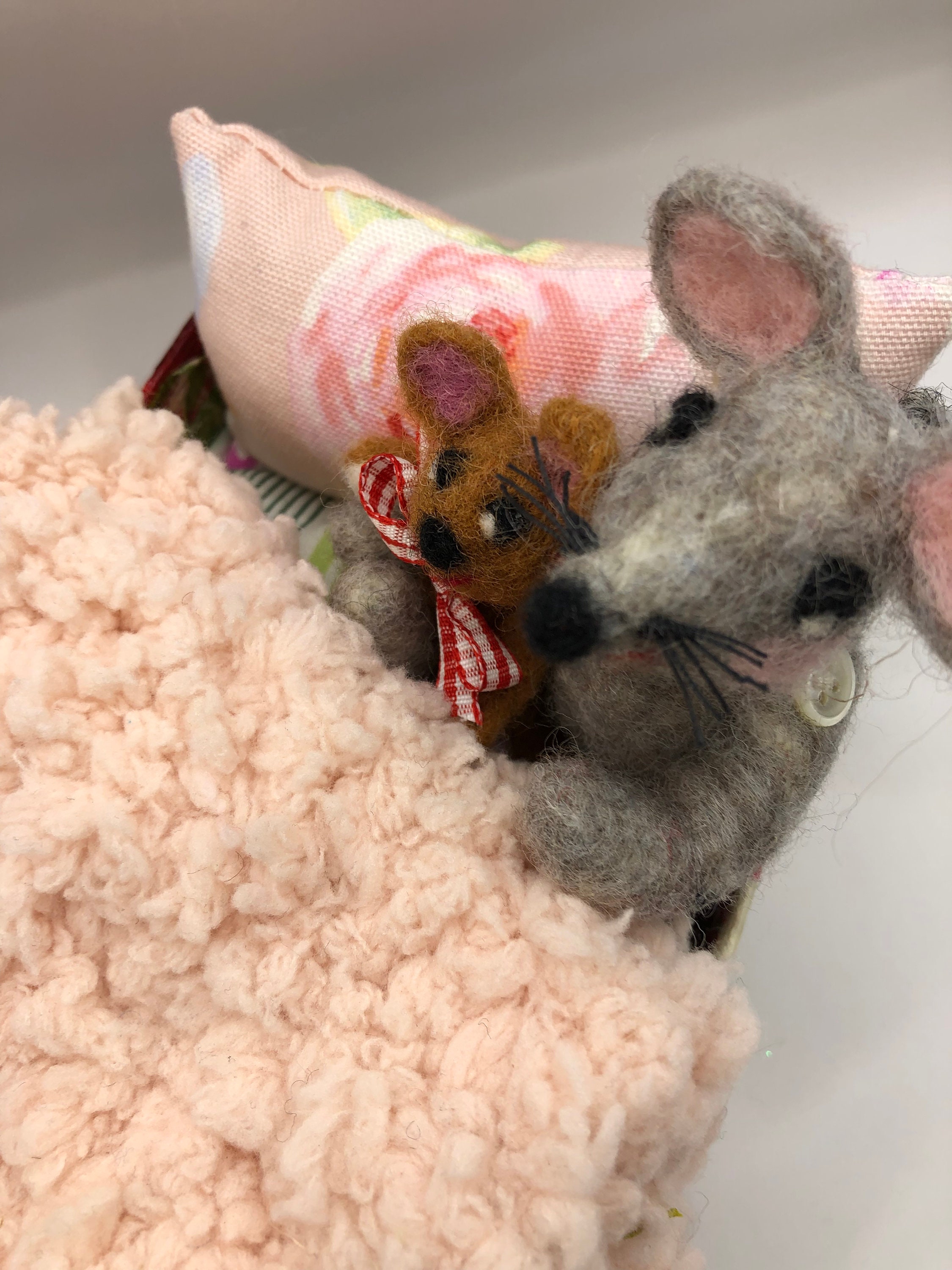 Needle Felted Mouse With Teddy Bear, Bed, Decoupage, Ribbon ...