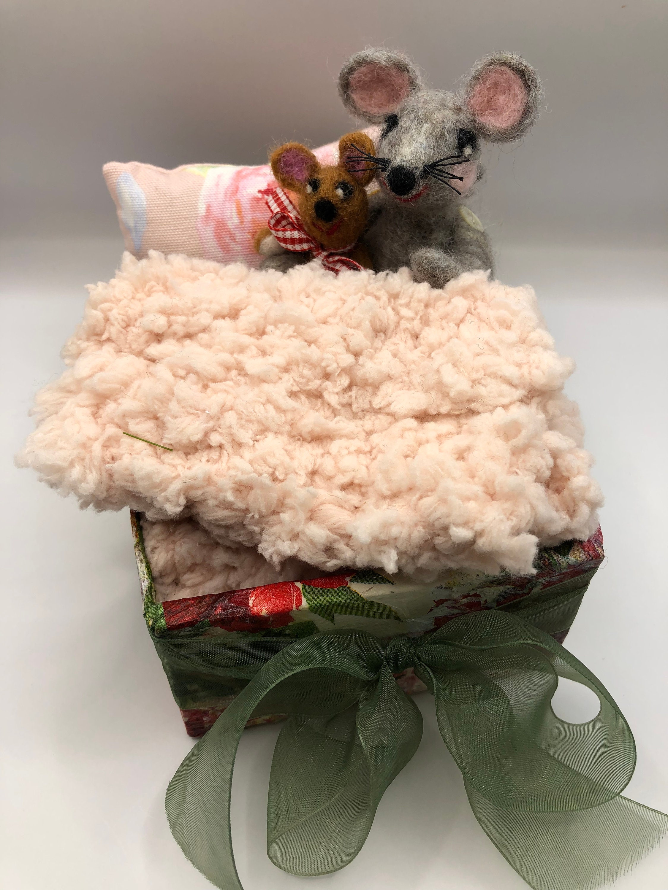 Needle Felted Mouse With Teddy Bear, Bed, Decoupage, Ribbon ...