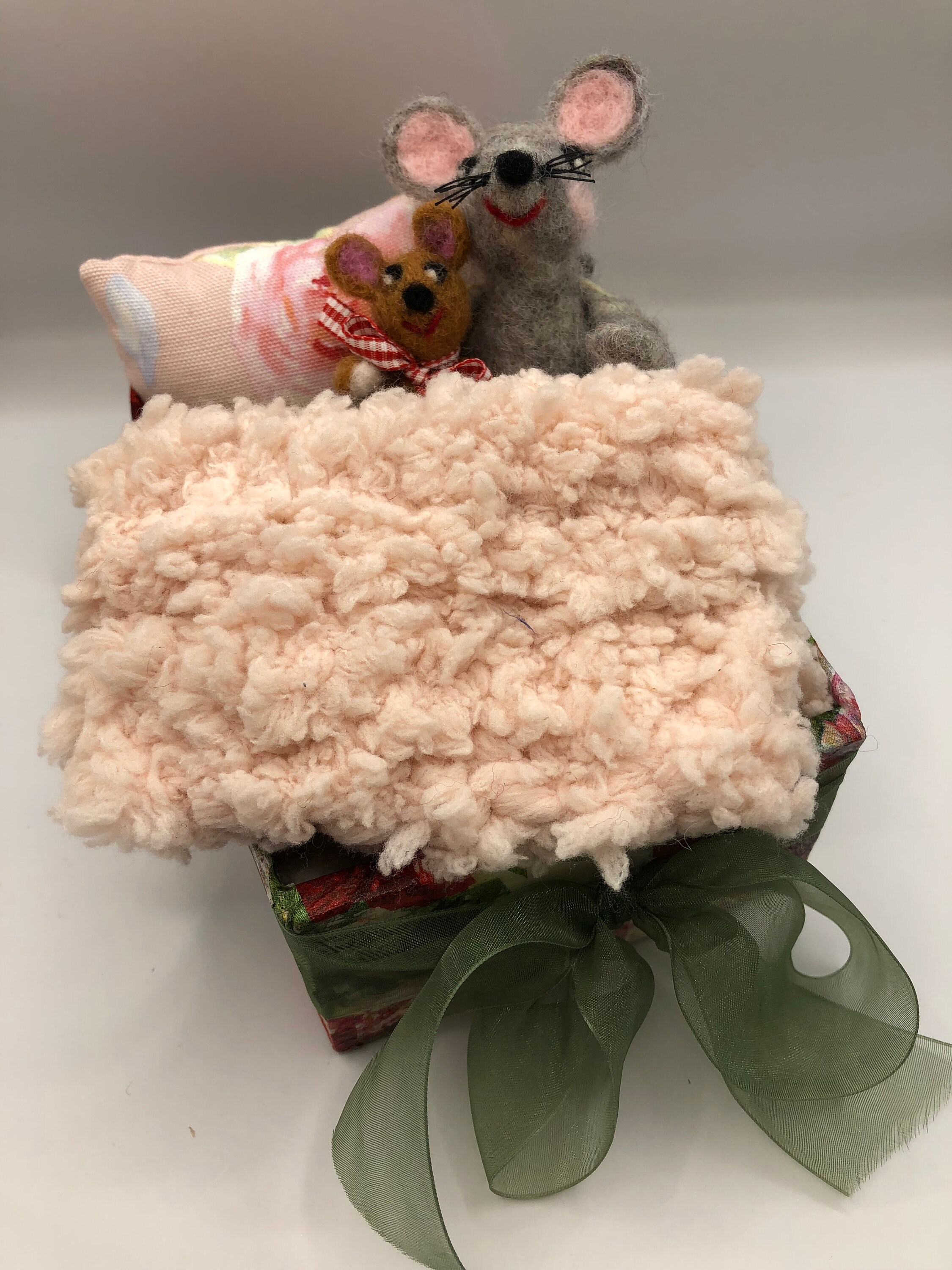 Needle Felted Mouse With Teddy Bear, Bed, Decoupage, Ribbon ...