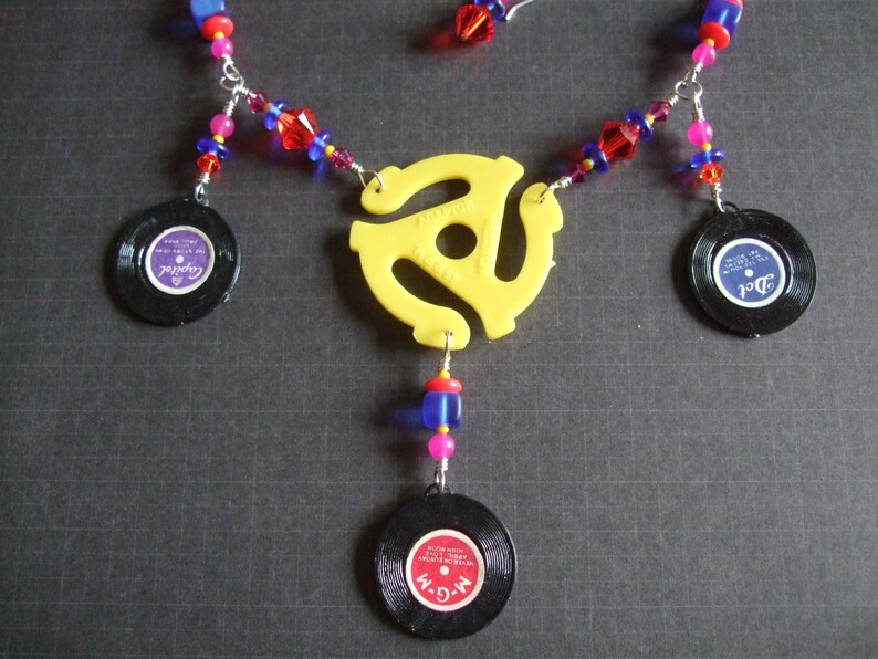 Retro 45 RPM Record Adapter Music Lover Necklace | Etsy