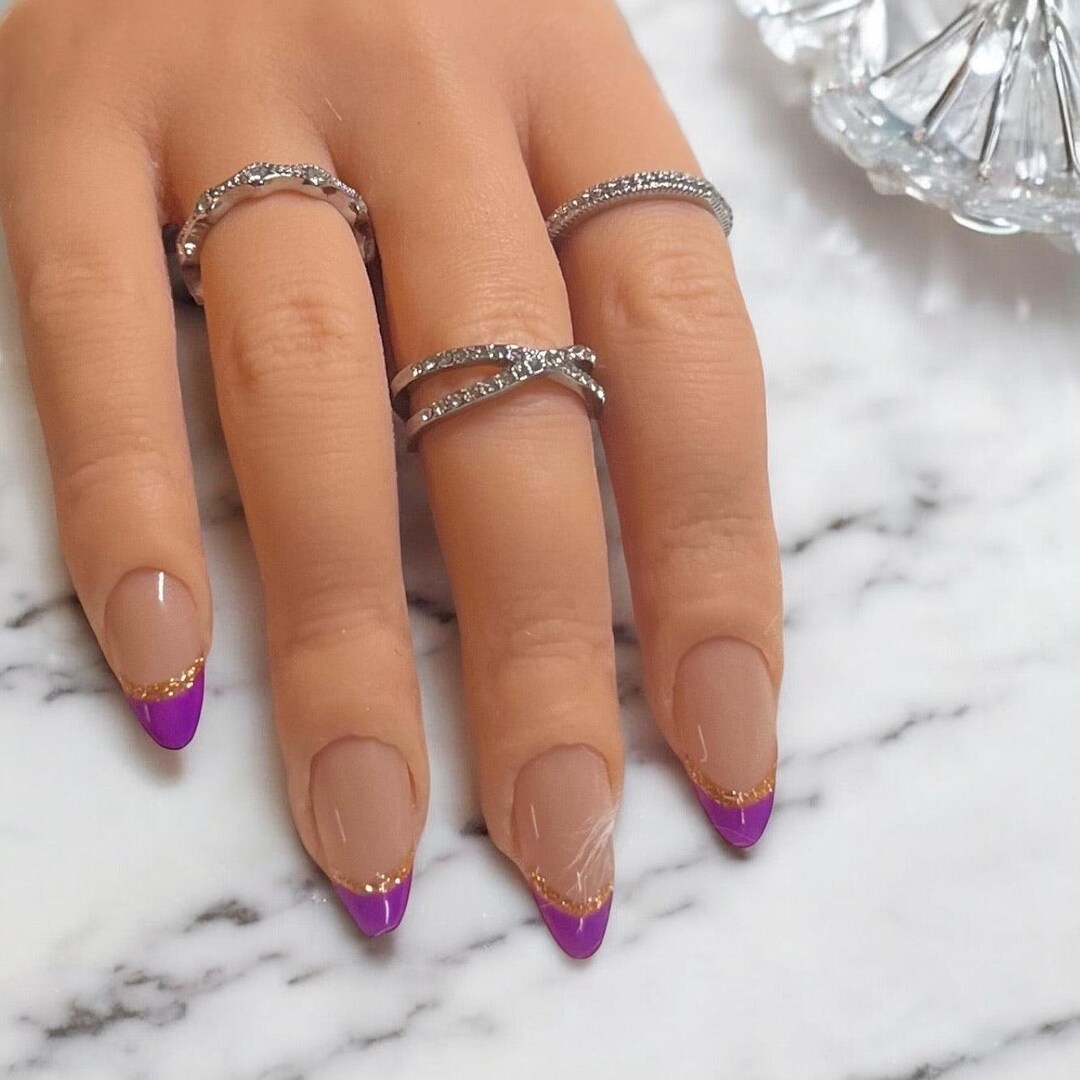 French With Gold Accent Line Handmade False Nails Nail Art Custom Nails ...