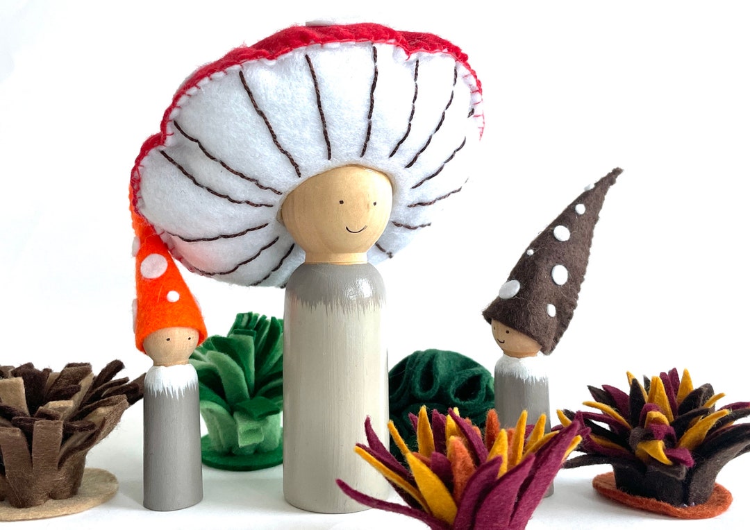 Mushroom Peg Doll Family Set of 3 Wooden Peg Dolls Mushroom People ...