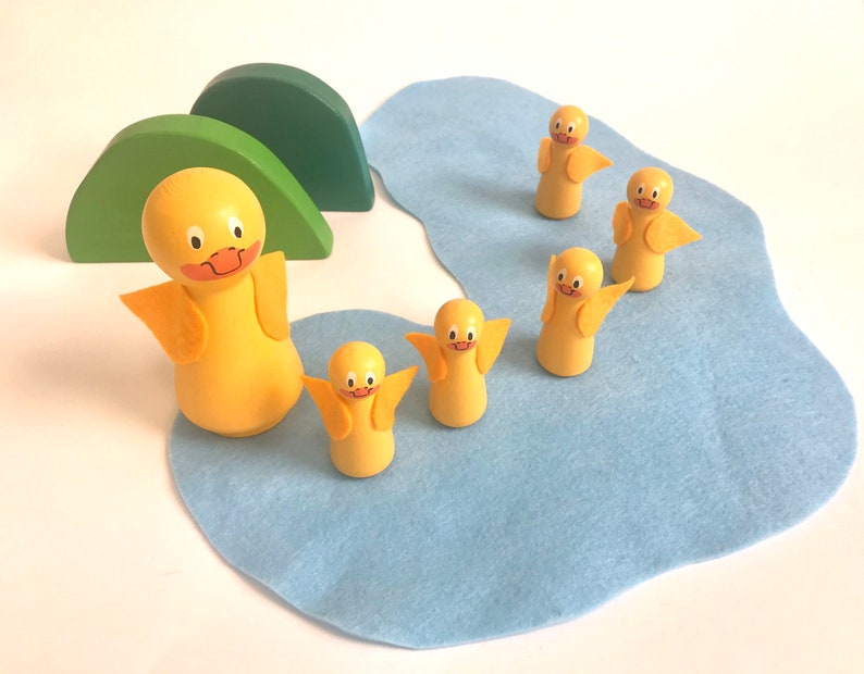5 Little Ducks Nursery Rhyme Duck Peg Dolls Ready to ship | Etsy