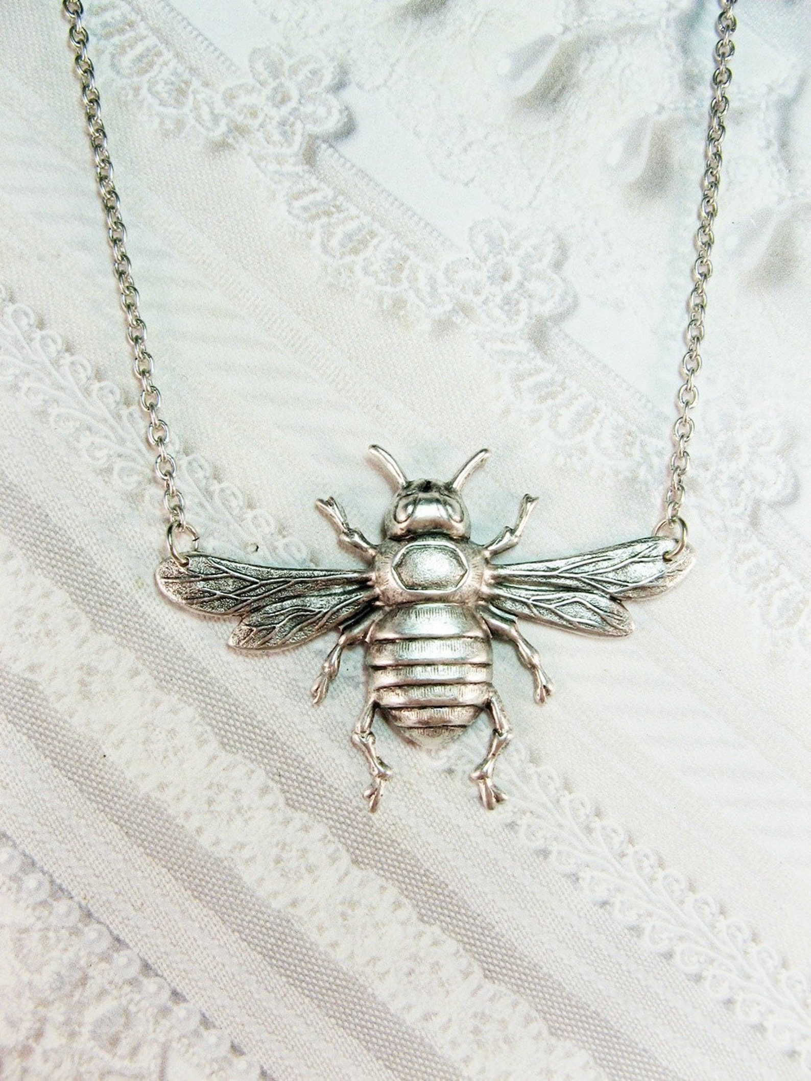 Silver Bee Necklace Silver Queen Bee Necklace Jewelry by - Etsy