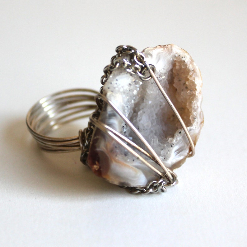 Crystal Cave and Chain Ring That Rocks Size 7 - Etsy