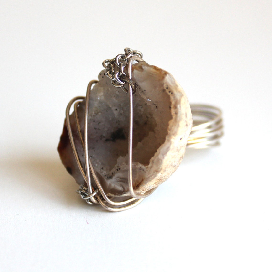 Crystal Cave and Chain Ring That Rocks Size 7 - Etsy