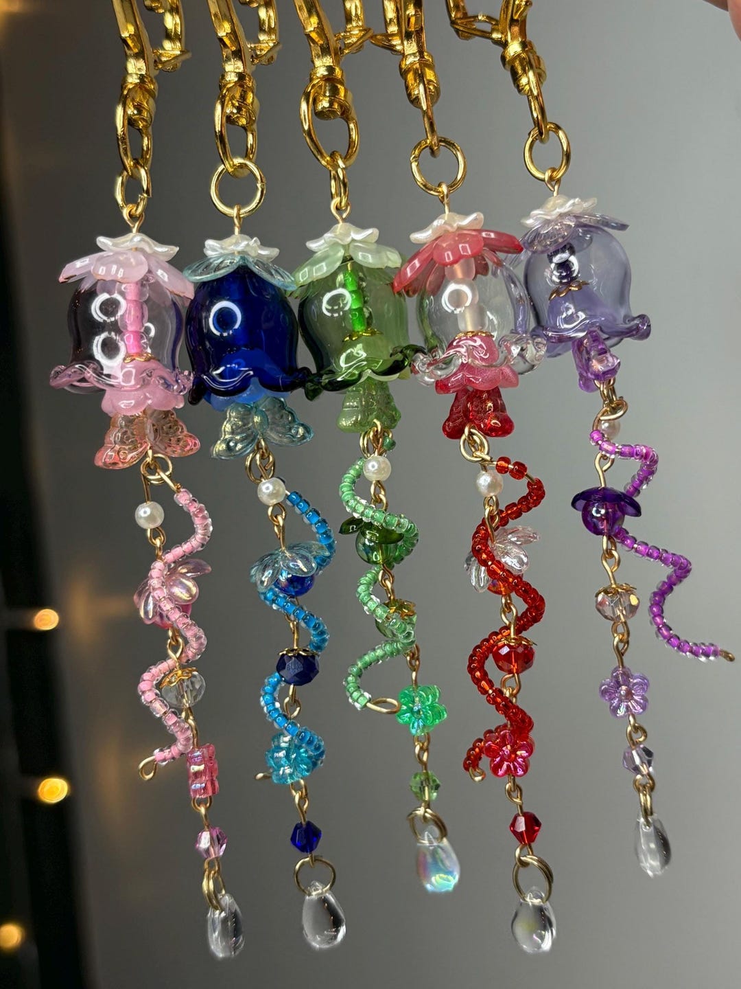 Charming Glass Jellyfish Keychain – Cute Accessory & Perfect Gift - Etsy