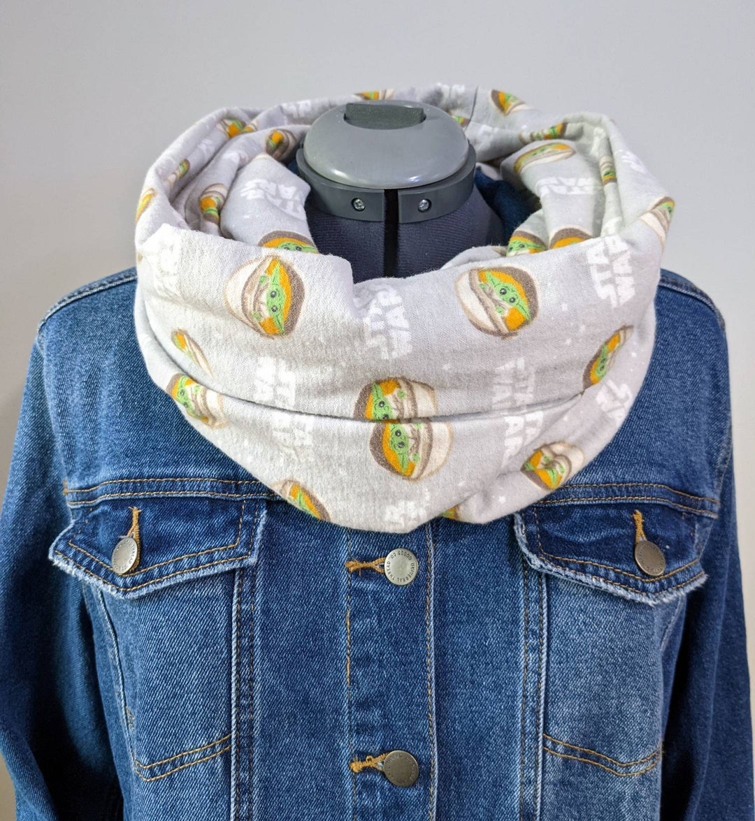 Sci-fi Space Battle Baby Green Alien Pods Hidden Pocket Infinity ...