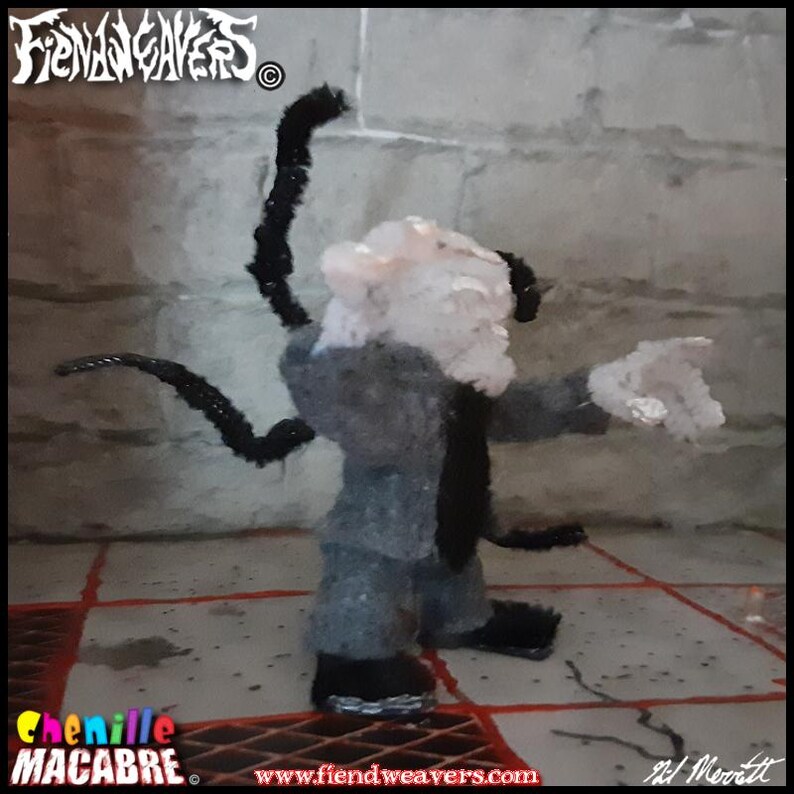 SLENDER MAN (slender- the Eight Pages) Pipe Cleaner Figure - Etsy
