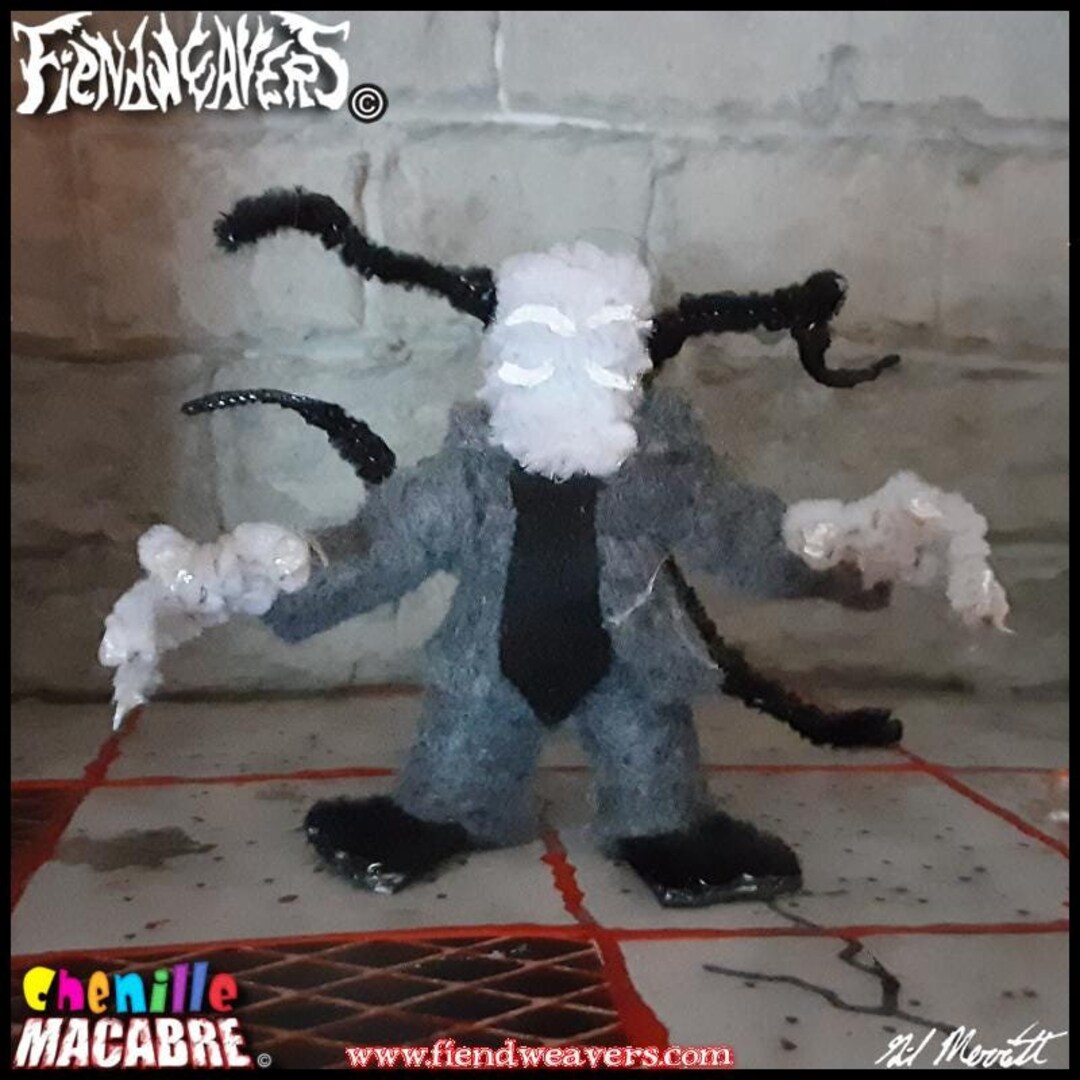 SLENDER MAN (slender- the Eight Pages) Pipe Cleaner Figure - Etsy