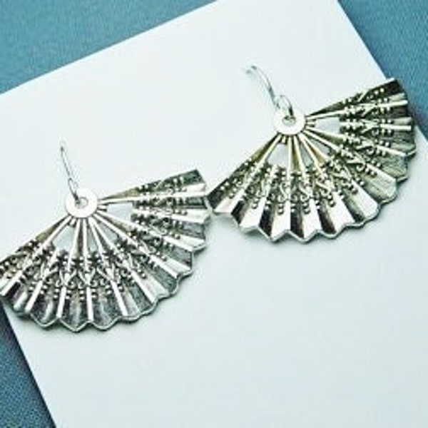 Japanese Fan Charm - Etsy