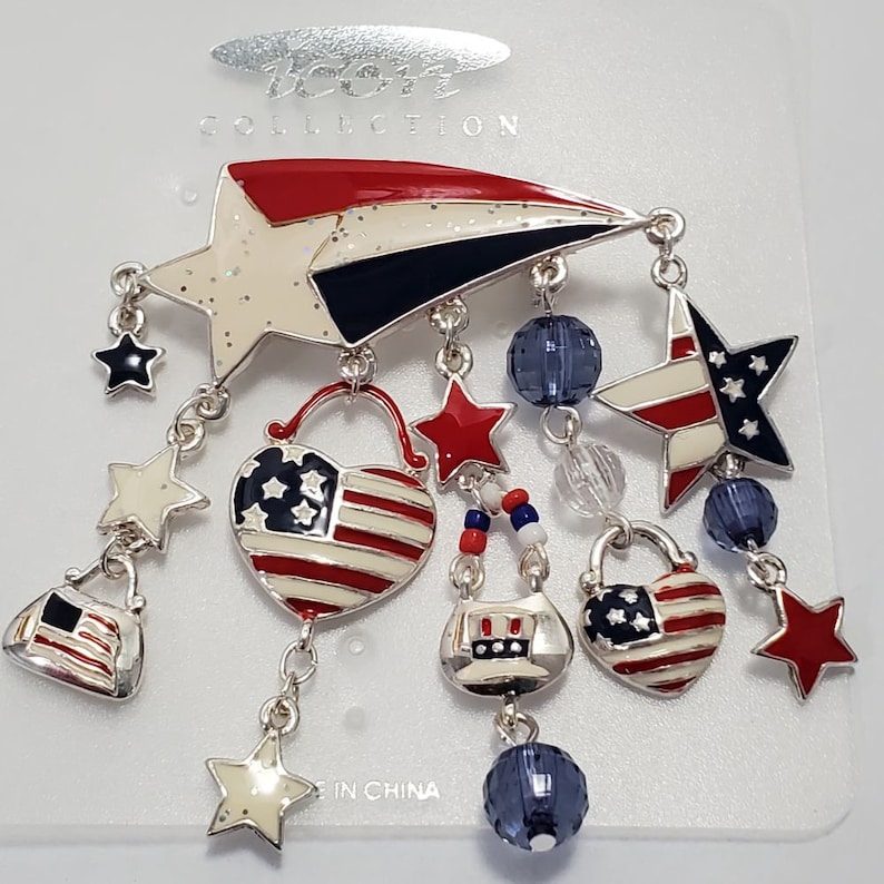 USA PATRIOTIC CHARMS on a Pin Brooch W/ Shooting Star and Heart Dangles ...