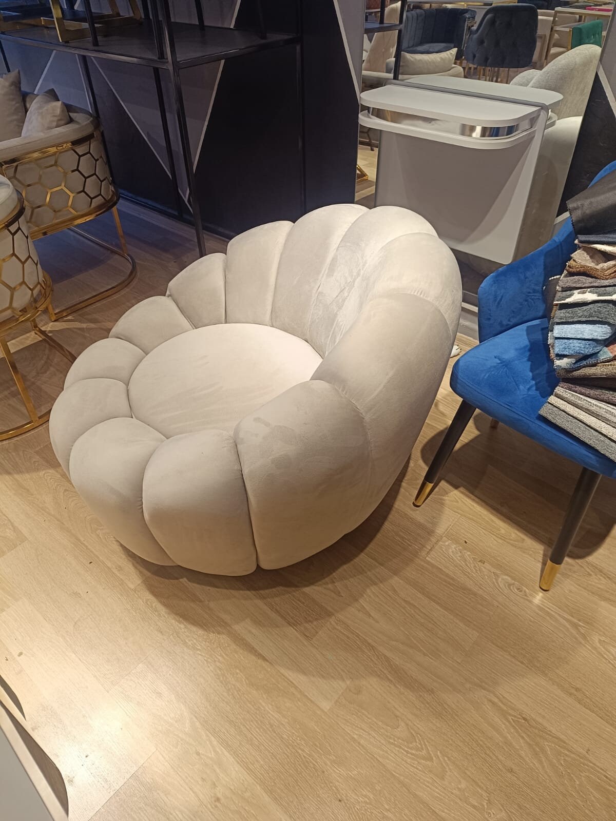 360 Degree Rotatable Chair - Etsy