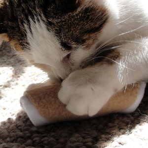 Catnip Cannoli Cat Toy - Etsy