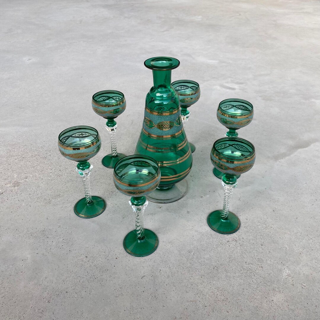 Vintage Emerald Green Glassware Set With Gold Detailing, Vintage ...