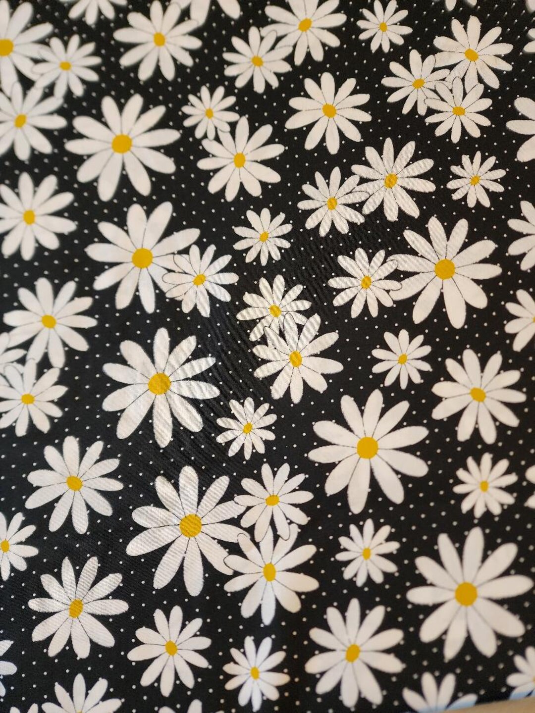 Daisy Fabric, Cotton Fabric, Yardage, Craft Projects, Sewing Projects ...