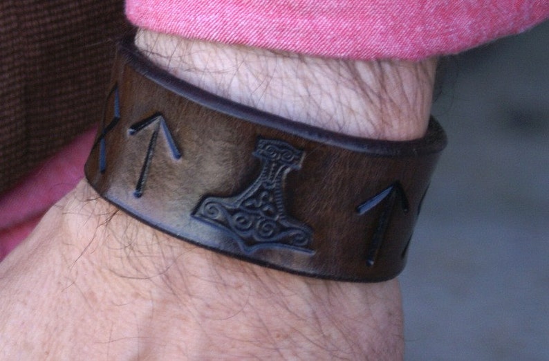 Leather Wristband Celtic thors Hammer-leather - Etsy