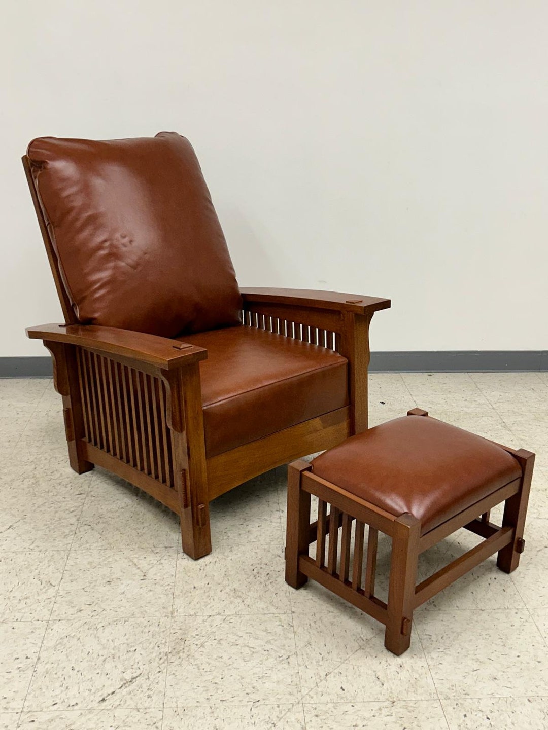 Craftsman / Mission Morris Chair and Ottoman Set - Russet Brown Leather ...