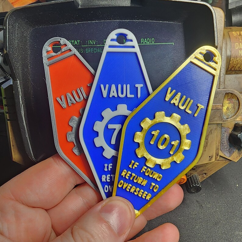 Fallout Themed Vault Overseer 3D Printed Keychain. FULLY CUSTOMIZABLE ...