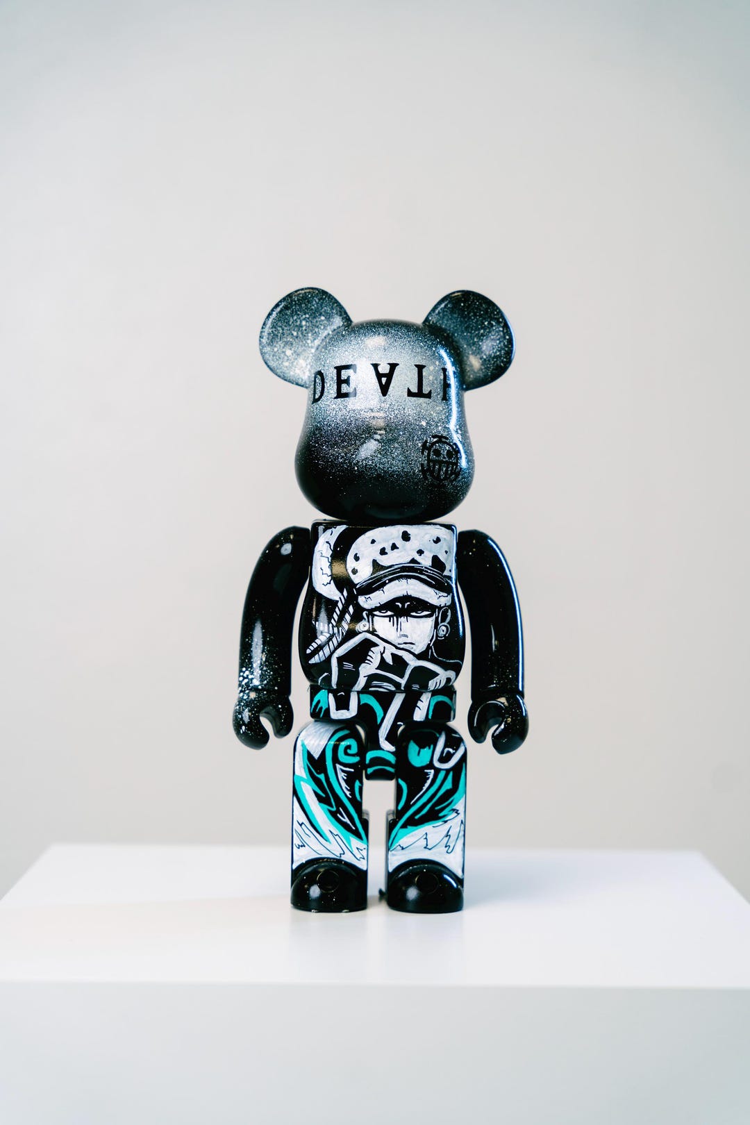 Trafalgar Law Anime Xo Bear 400% - Etsy