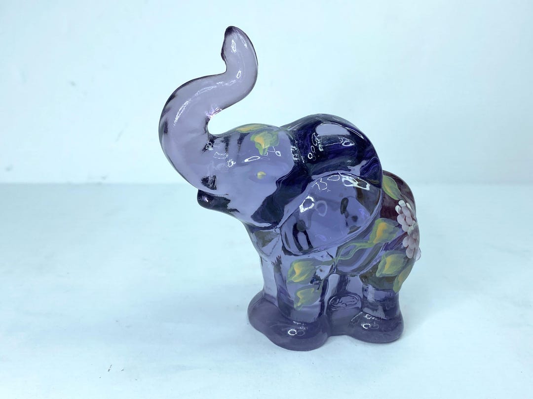 Fenton Lenox Purple Amethyst Elephant Uv Reactive - Etsy