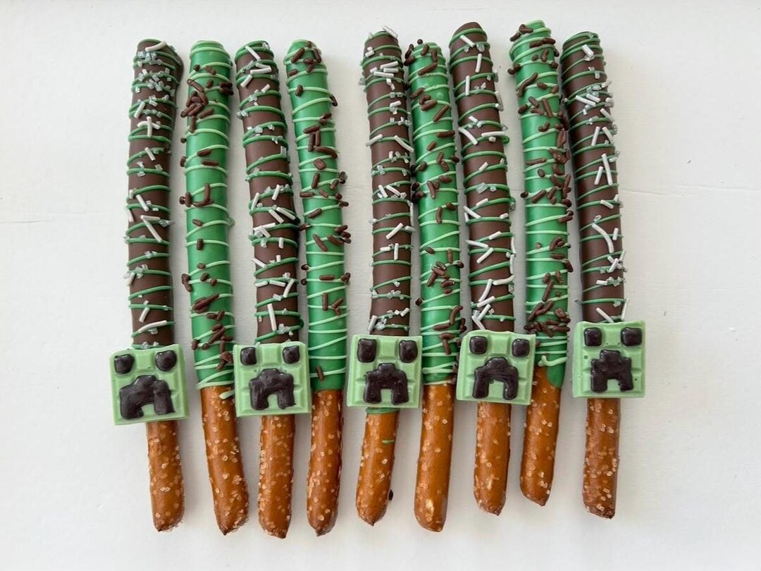 Minecraft Chocolate Covered Pretzels, Minecraft Party Favors, Minecraft ...