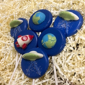 Spaceship Earth Space Chocolate Lollipops, Space Chocolate Pretzels ...