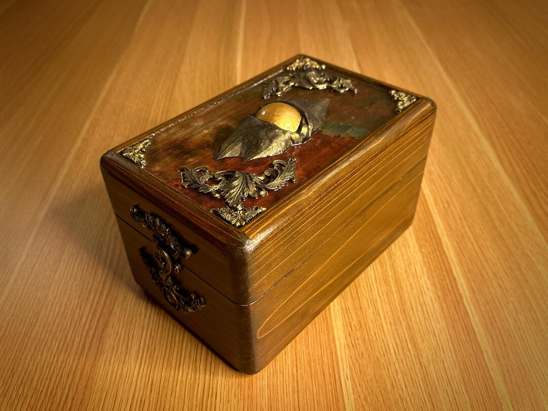 Tarot Oracle Box | Cosmic Deck / Photo / Collectible Holder | Quirky ...