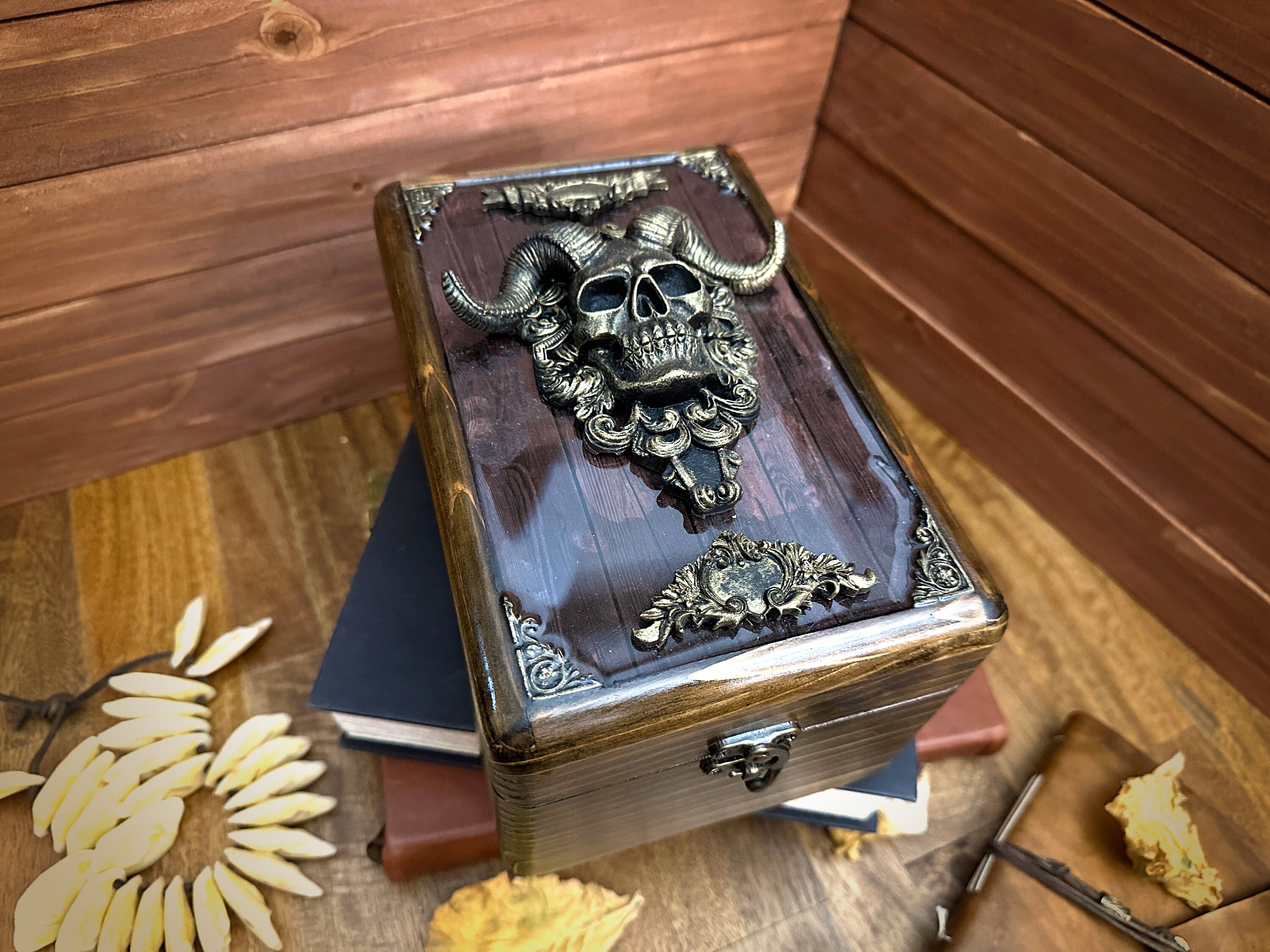 Gothic Cedar Keepsake Box Art / Photo / Collectible Holder Ornate ...