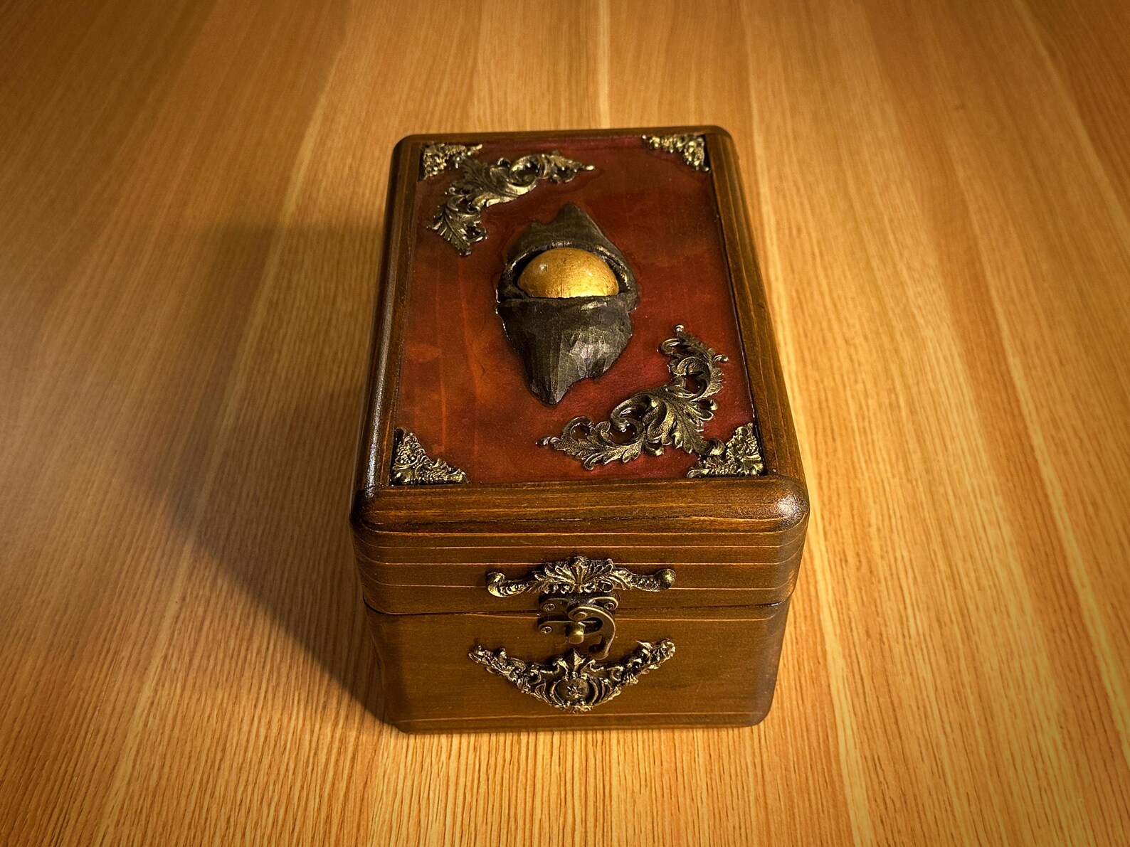 Tarot Oracle Box (red) | Cosmic Deck / Photo / Collectible Holder ...