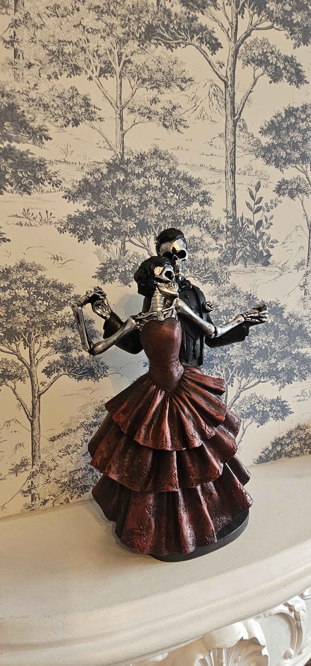 Haunted Halloween Dancers Statue Vintage Style Halloween Skeleton ...
