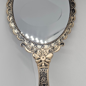 Elegant Vintage Style Mirror - Make up Mirror - Antique Mirror ...