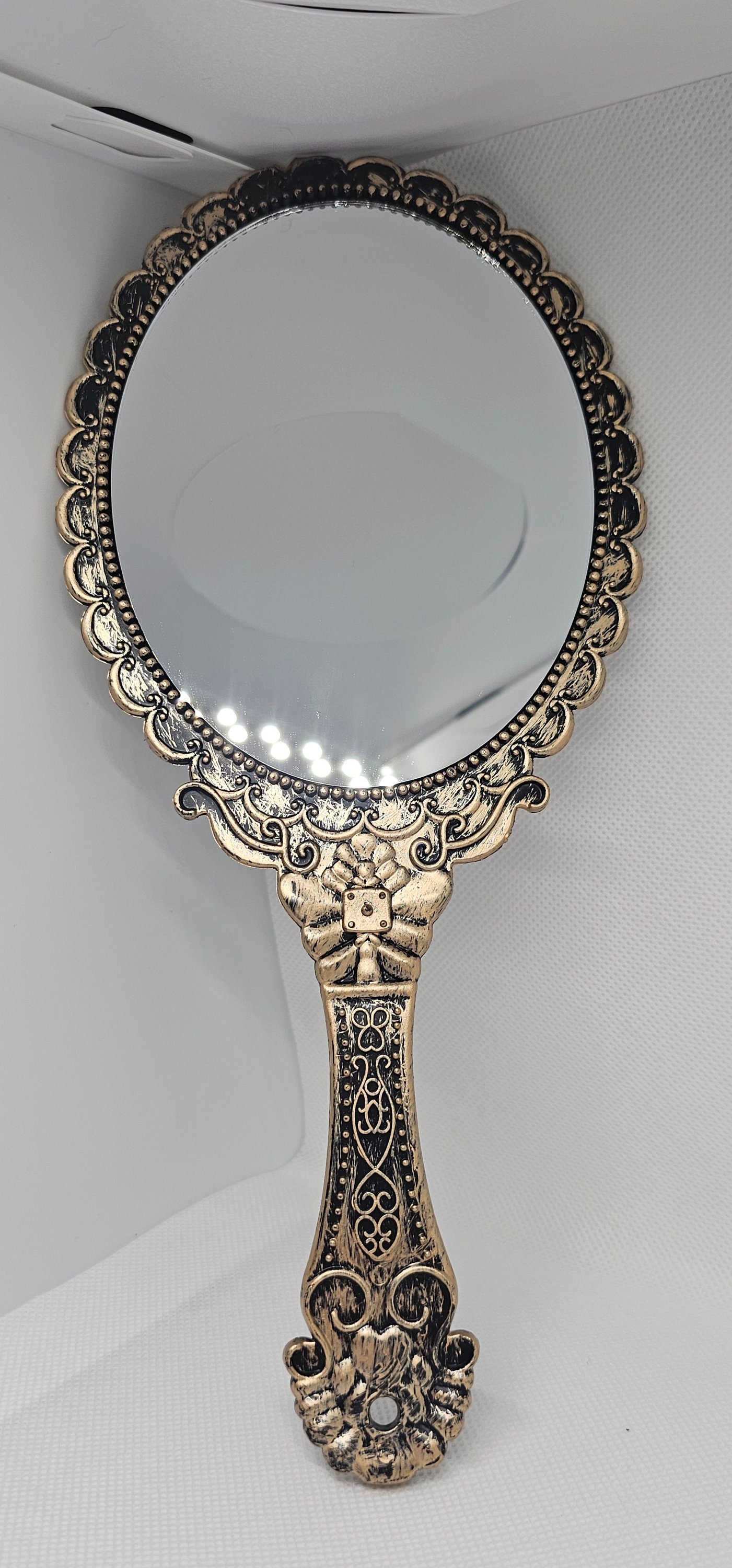 Elegant Vintage Style Mirror - Make up Mirror - Antique Mirror ...