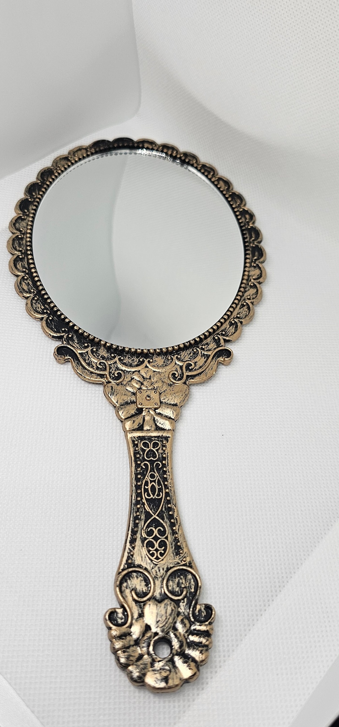 Elegant Vintage Style Mirror - Make up Mirror - Antique Mirror ...