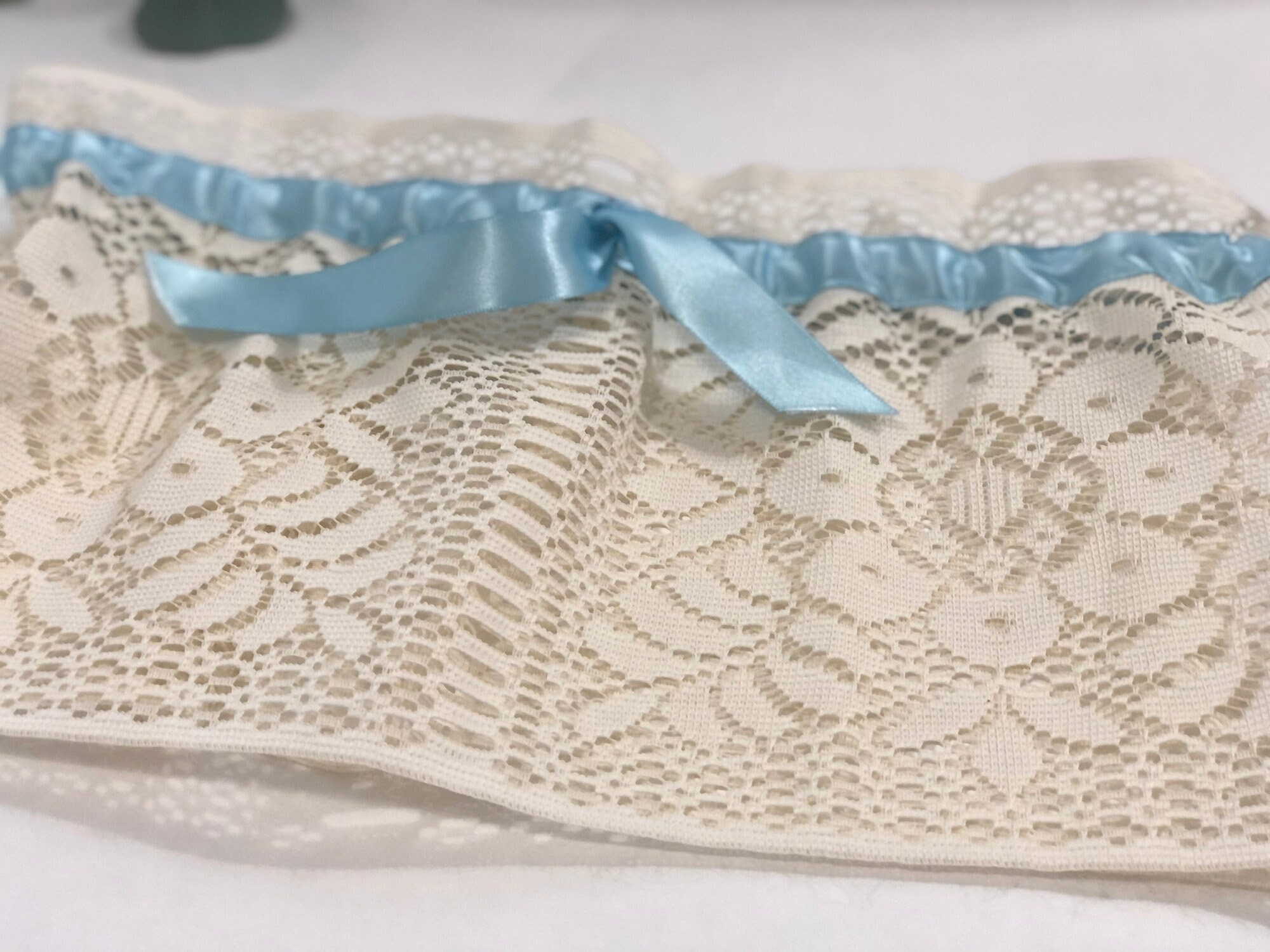 Country Cottage Style Lamp Shade Skirt Décor With Light Blue Ribbon ...